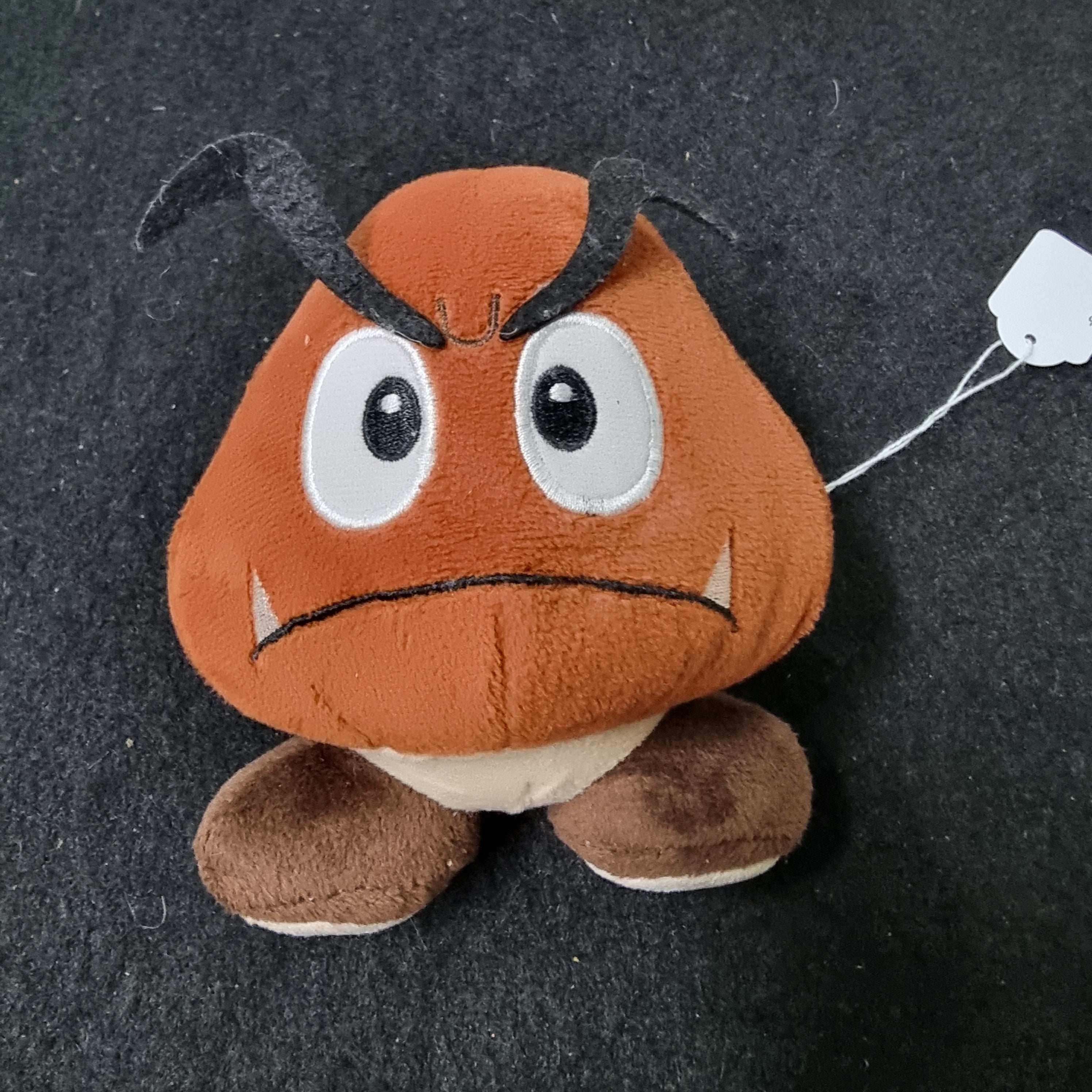 SUPER MARIO GOOMBA PLUSH – Captain Comics and Collectables Pty Ltd