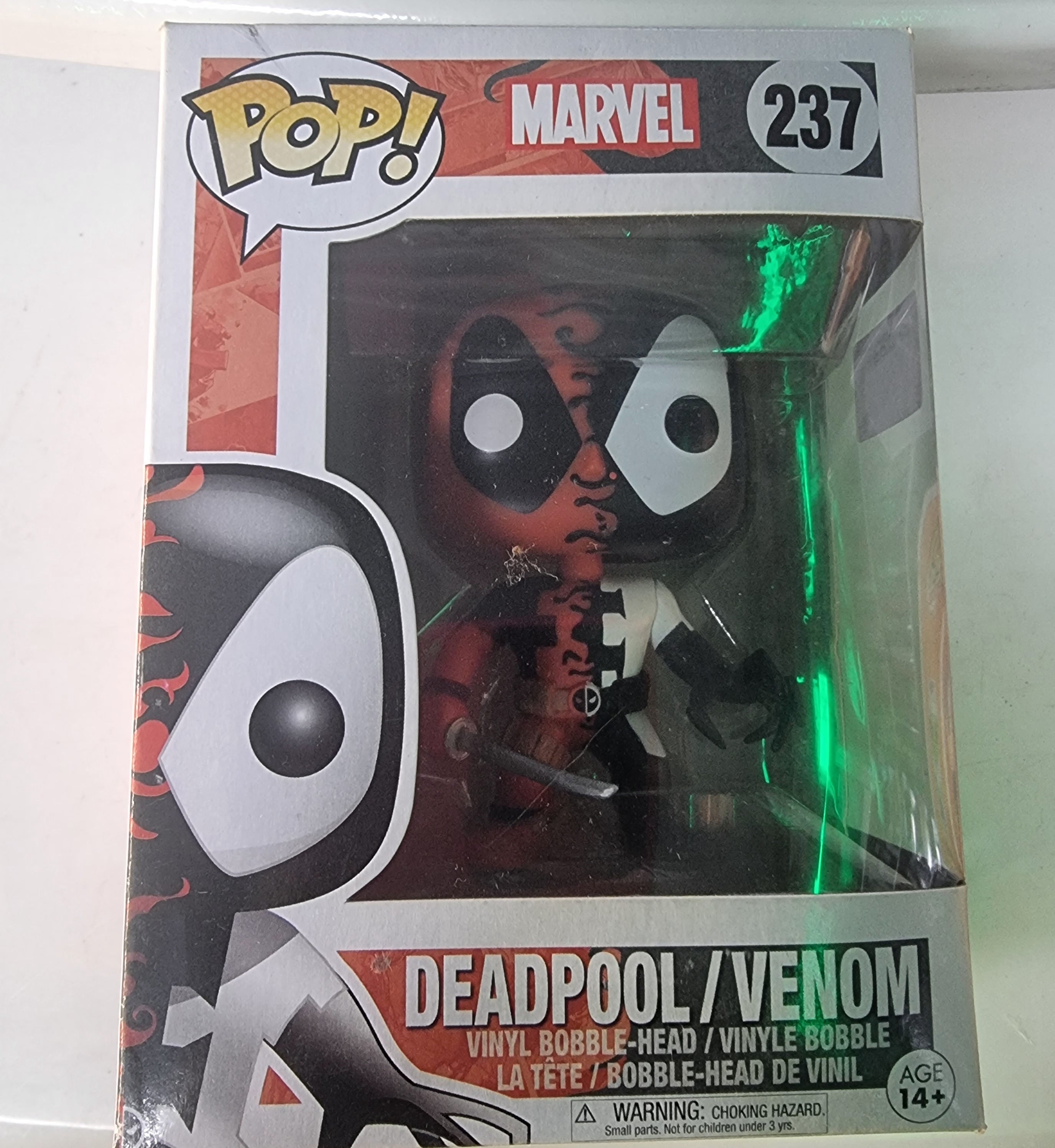 FUNKO POP MARVEL DEADPOOL/ VENOM #237 – Captain Comics and Collectables ...