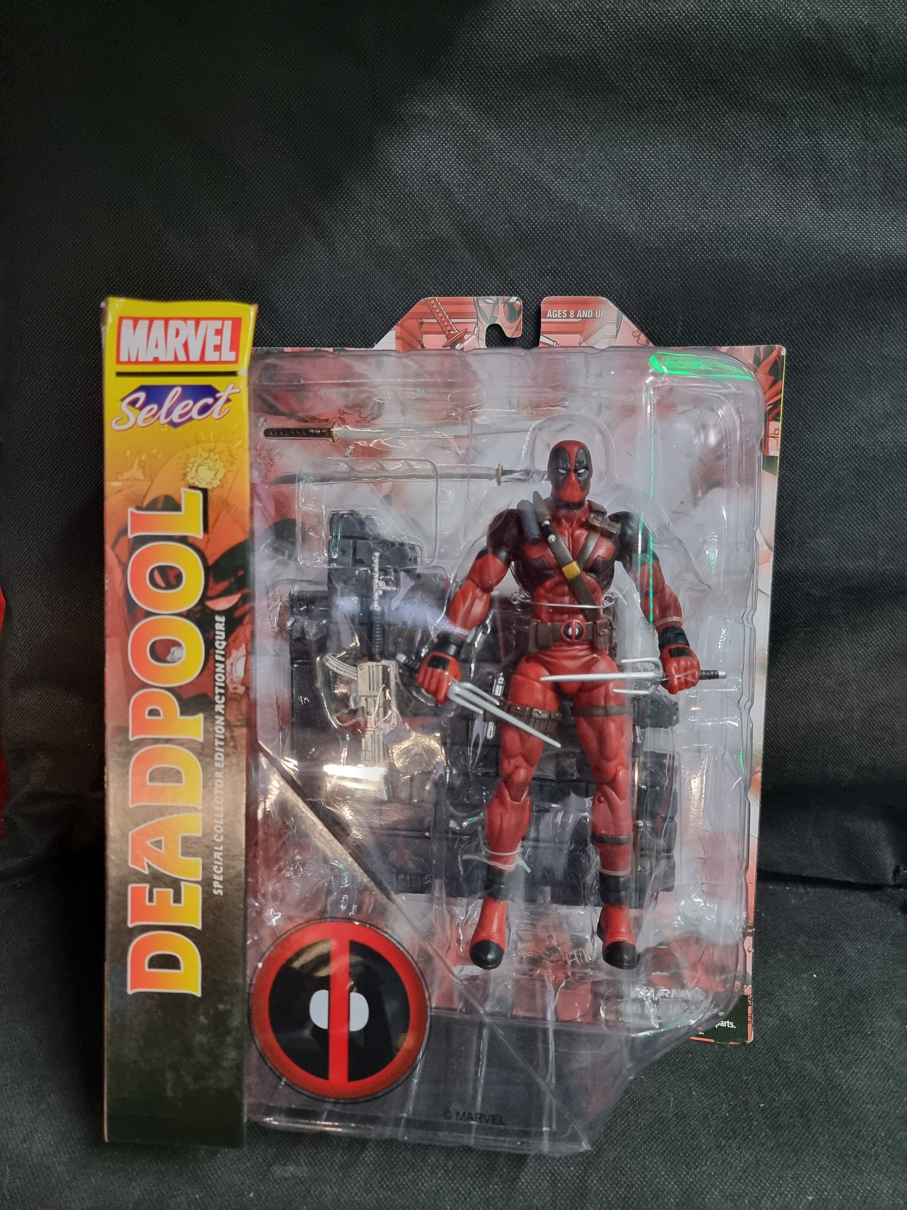 Marvel Select Deadpool Special Collectors Edition Action Figure ...