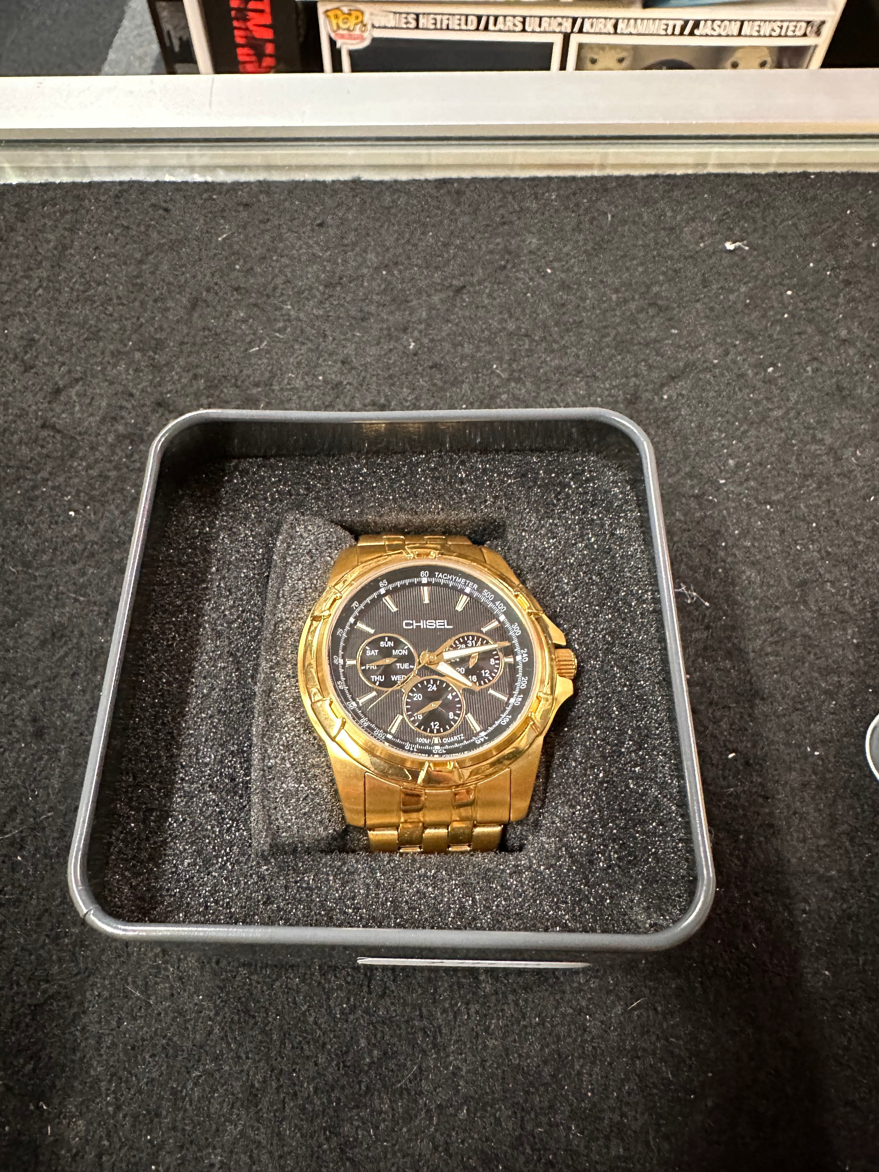 CHISEL MENS GOLD WATCH – Captain Comics and Collectables Pty Ltd