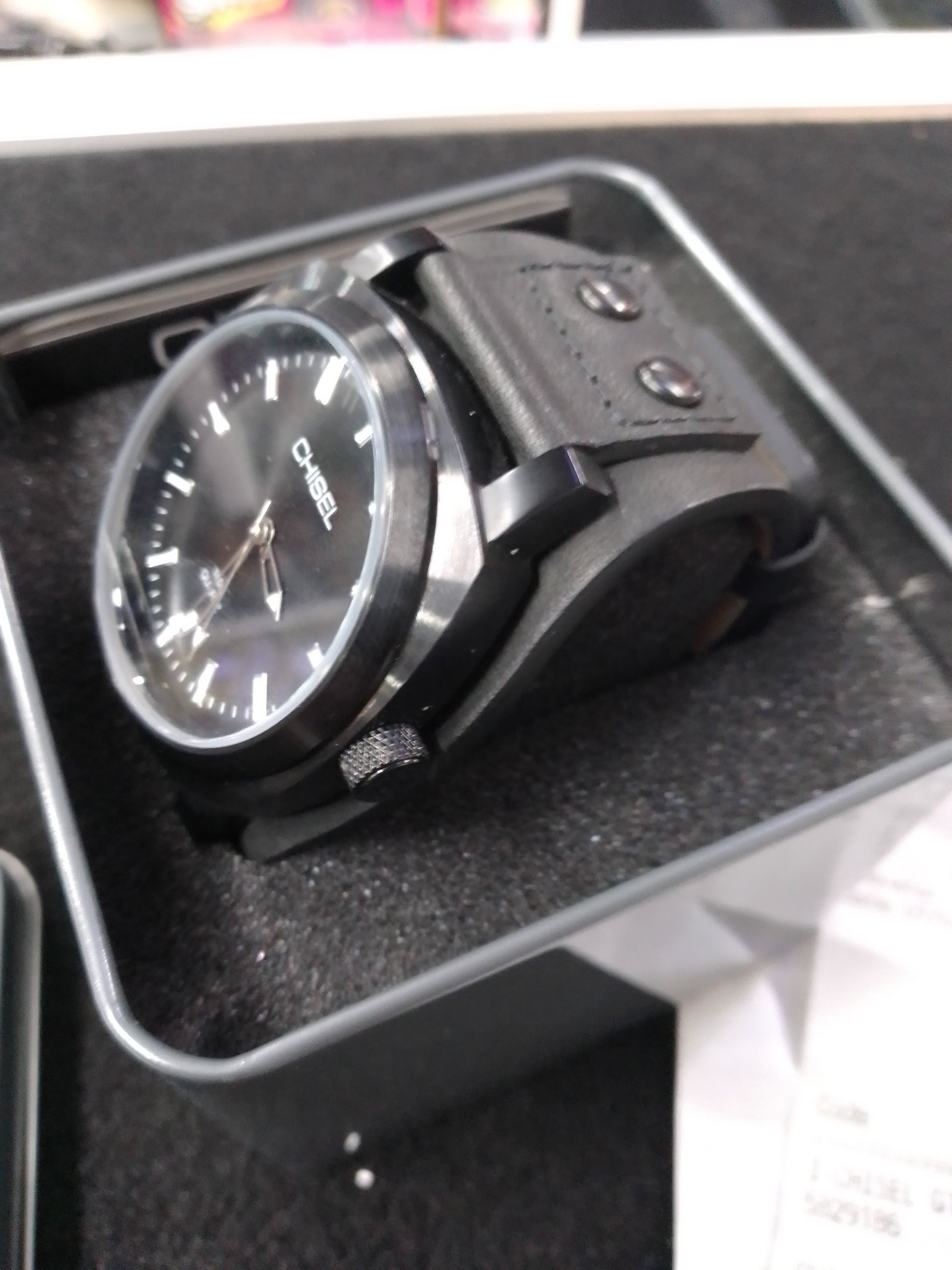 Chisel Watch Mens 100M Quartz - 1006 – Captain Comics and Collectables ...