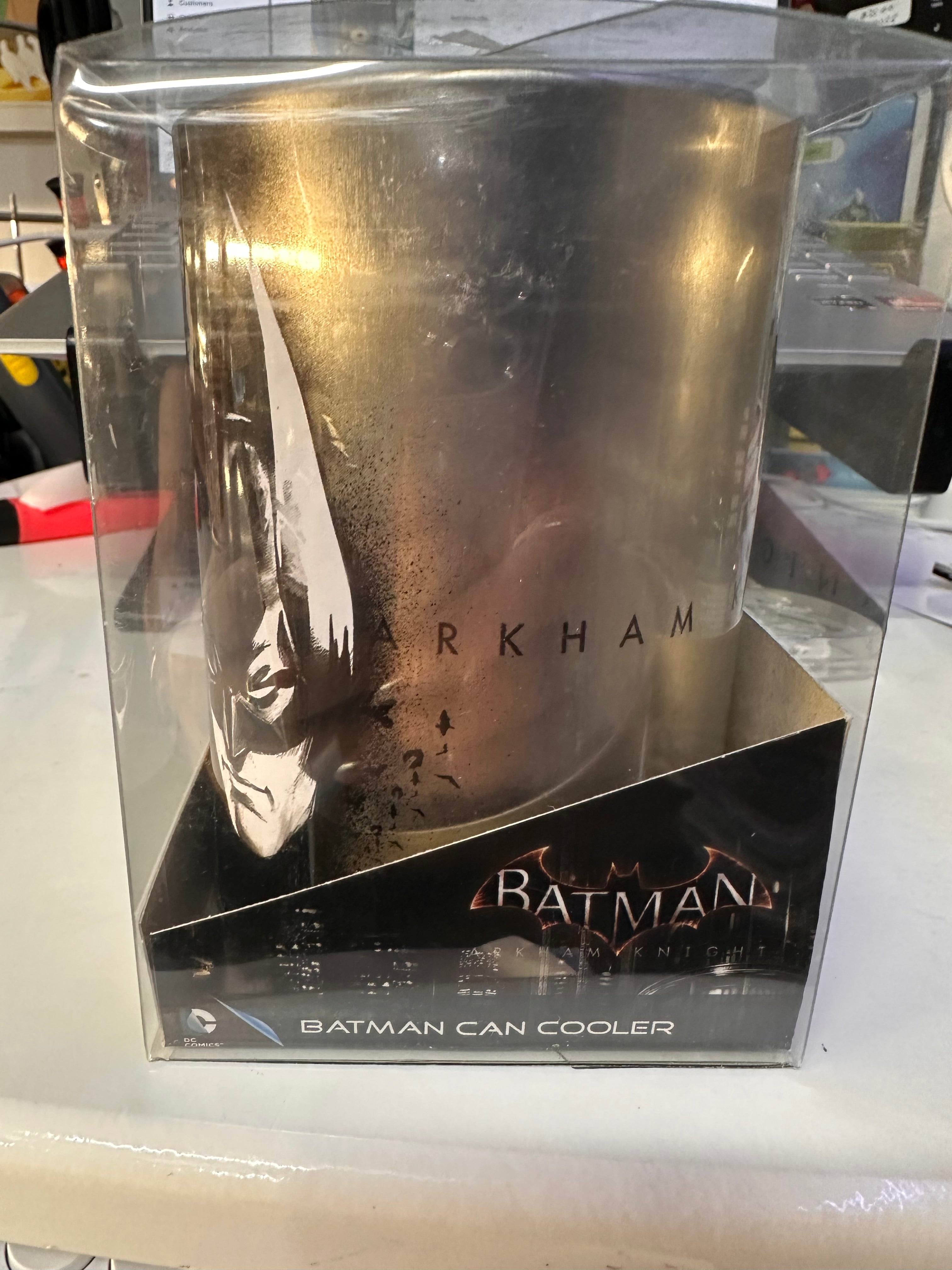 BATMAN CAN COOLER – Captain Comics and Collectables Pty Ltd