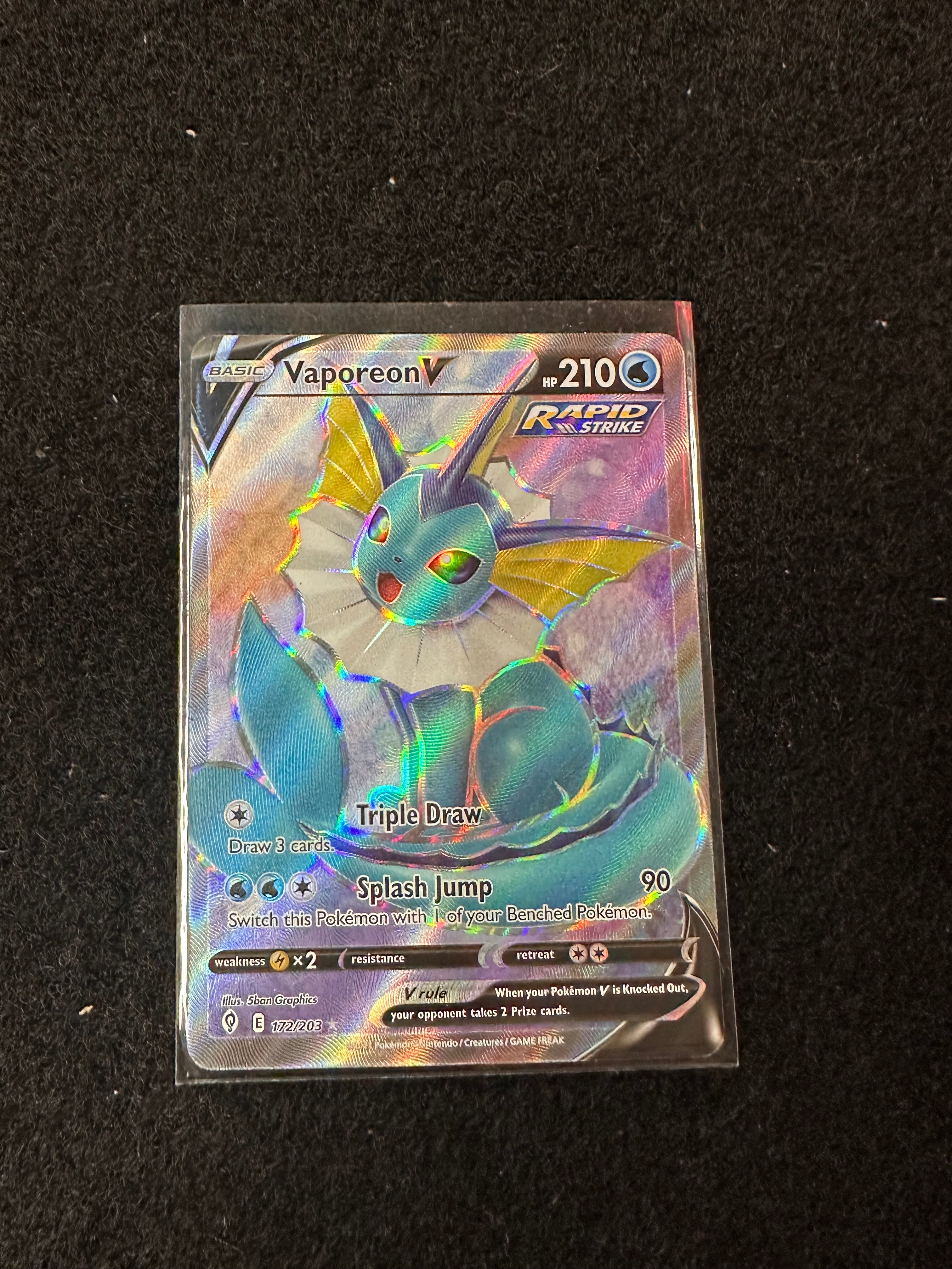POKEMON VAPOREON V BASIC – Captain Comics and Collectables Pty Ltd
