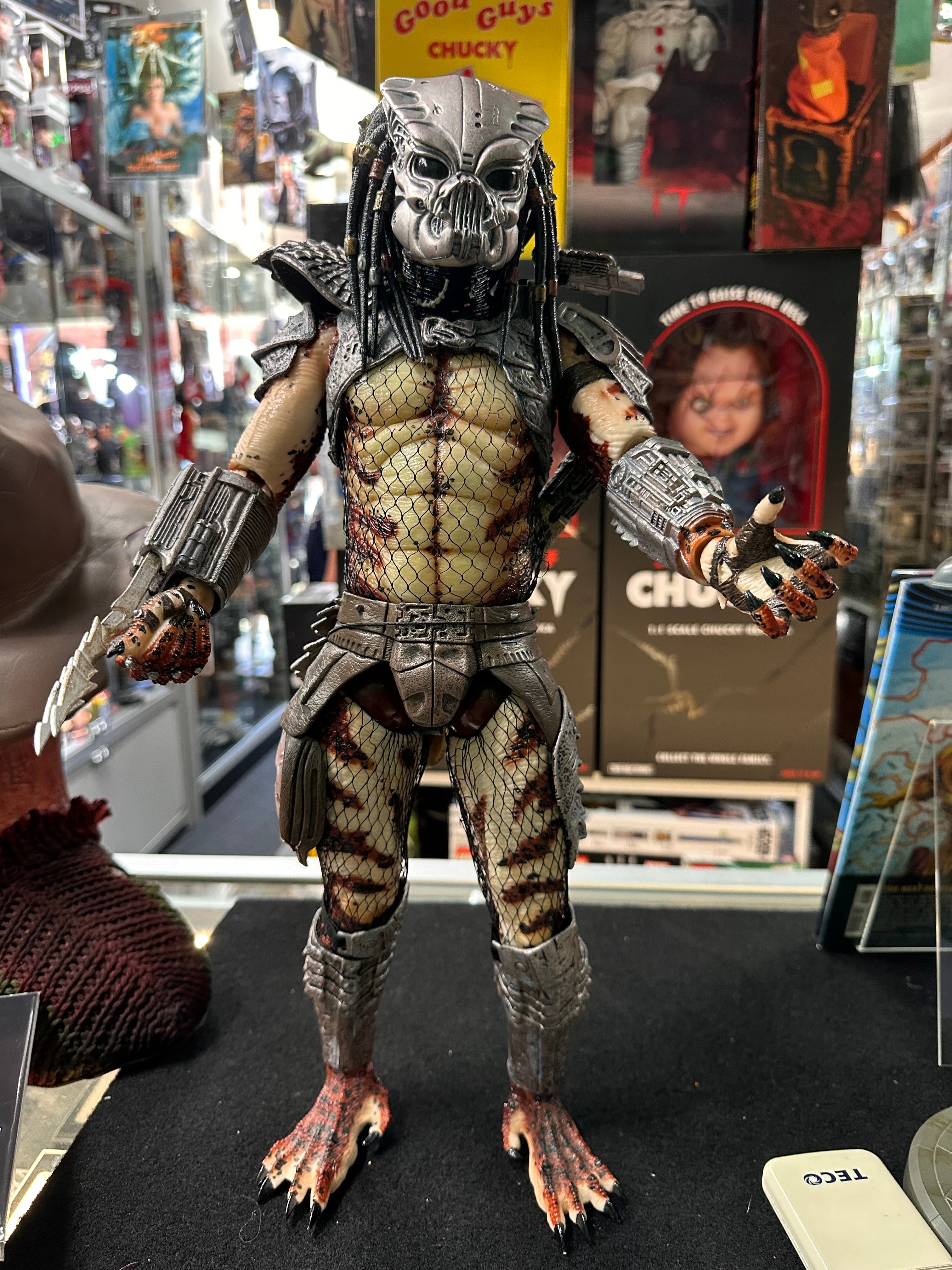PREDATOR 18" ACTION FIGURE 2004 – Captain Comics and Collectables Pty Ltd