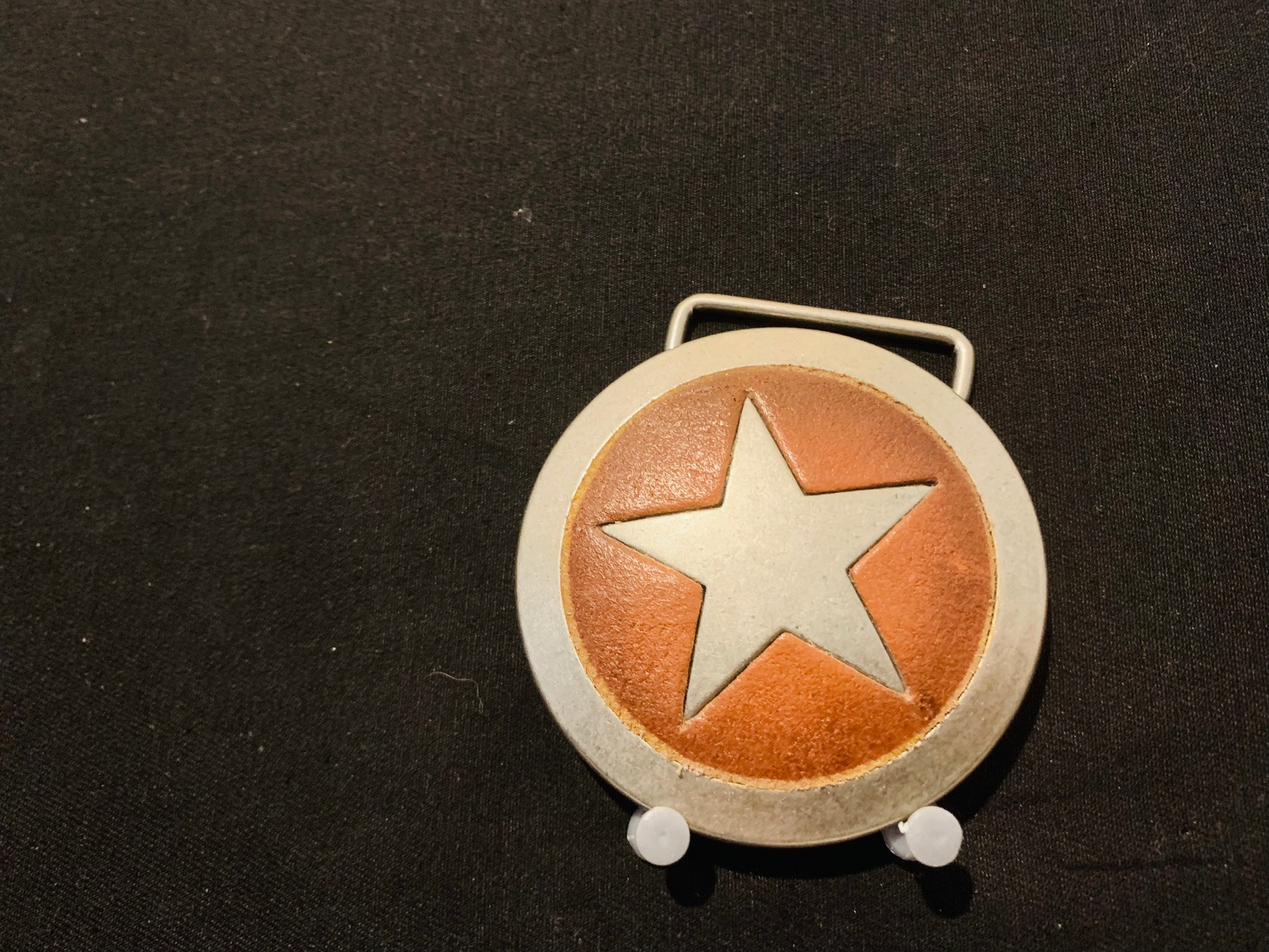 Belt buckle – Captain Comics and Collectables Pty Ltd