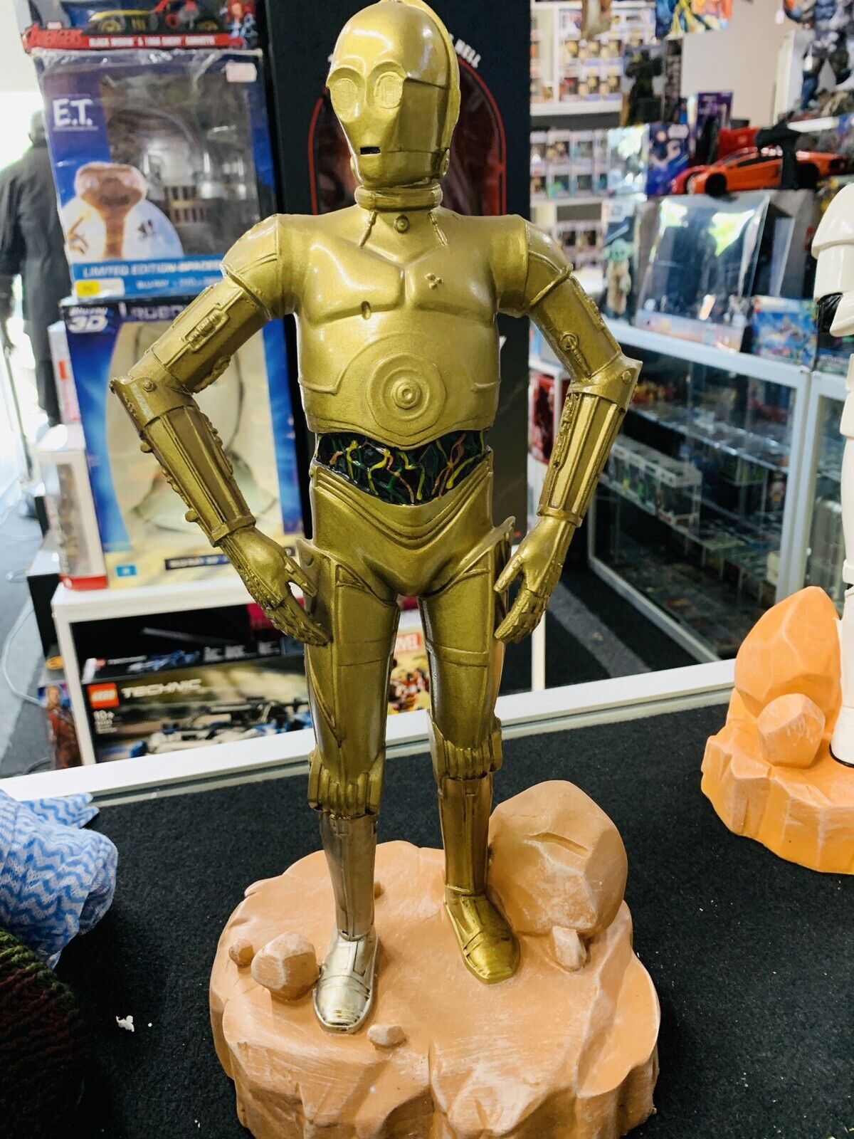 CP30 Star Wars garden statue 42 Cm N05243 – Captain Comics and ...